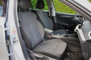 Grey Skoda Octavia 2021 in Riga, with an engine capacity of 1.50 L and mileage of 75 thousand km for 18100 €, photo 18 on AUTOMOTO.COM.LV