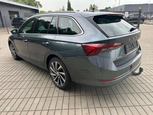 Grey Skoda Octavia 2021 in Kaunas, with an engine capacity of 1.40 L and mileage of 161 thousand km for 16300 €, photo 5 on AUTOMOTO.COM.LV