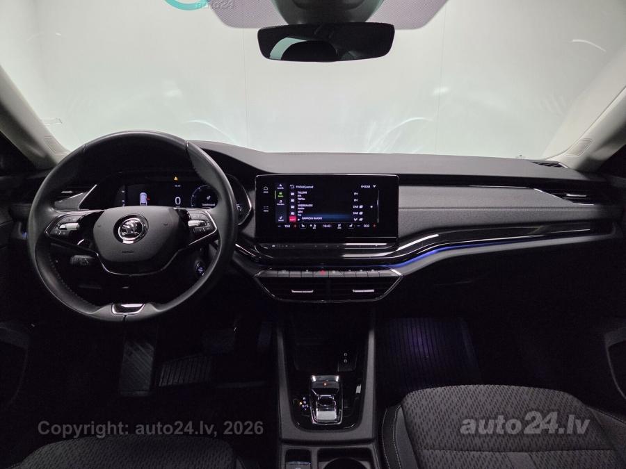 Grey Skoda Octavia 2021 in Tallinn, with an engine capacity of 1.50 L and mileage of 82 thousand km for 17900 €, photo 9 on AUTOMOTO.COM.LV