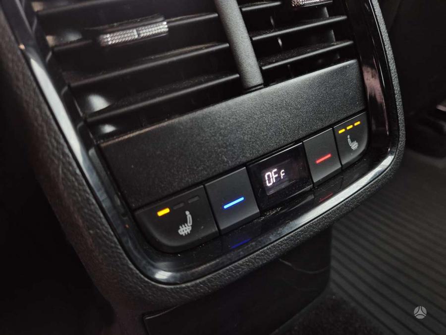 Grey Skoda Octavia 2021 in Siauliai, with an engine capacity of 1.97 L and mileage of 171 thousand km for 23900 €, photo 9 on AUTOMOTO.COM.LV