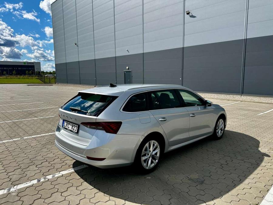 Grey Skoda Octavia 2021 in Kaunas, with an engine capacity of 1.97 L and mileage of 119 thousand km for 15900 €, photo 11 on AUTOMOTO.COM.LV