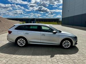 Grey Skoda Octavia 2021 in Kaunas, with an engine capacity of 1.97 L and mileage of 182 thousand km for 14800 €, photo 5 on AUTOMOTO.COM.LV