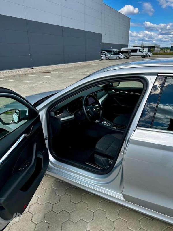 Grey Skoda Octavia 2021 in Kaunas, with an engine capacity of 1.97 L and mileage of 182 thousand km for 14800 €, photo 8 on AUTOMOTO.COM.LV