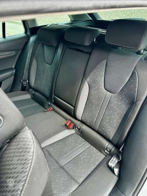 Grey Skoda Octavia 2021 in Kaunas, with an engine capacity of 1.97 L and mileage of 182 thousand km for 14800 €, photo 10 on AUTOMOTO.COM.LV