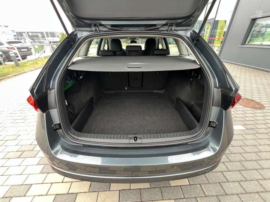 Grey Skoda Octavia 2021 in Siauliai, with an engine capacity of 1.97 L and mileage of 138 thousand km for 15300 €, photo 27 on AUTOMOTO.COM.LV