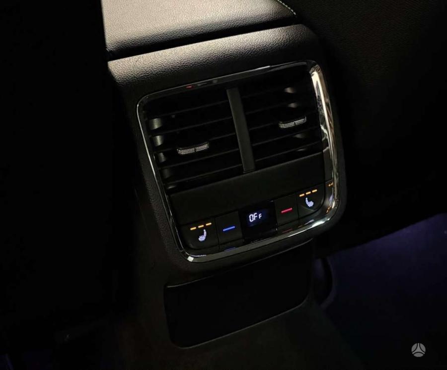 Pelēks Skoda Octavia 2021 Marijampole, ar dzinēja tilpumu 1.97 L un nobraukumu 206 tūkst. km par 15650 €, foto 29 vietnē AUTOMOTO.COM.LV