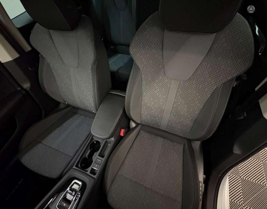 Pelēks Skoda Octavia 2021 Marijampole, ar dzinēja tilpumu 1.97 L un nobraukumu 206 tūkst. km par 15650 €, foto 31 vietnē AUTOMOTO.COM.LV