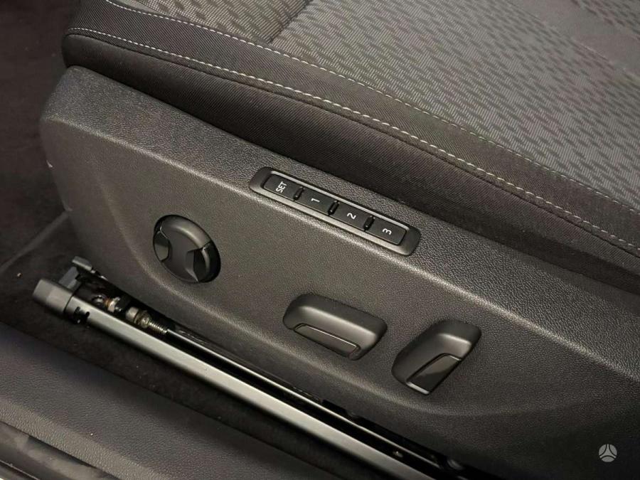 Pelēks Skoda Octavia 2021 Marijampole, ar dzinēja tilpumu 1.97 L un nobraukumu 206 tūkst. km par 15650 €, foto 32 vietnē AUTOMOTO.COM.LV
