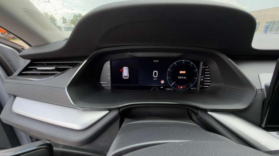 Grey Skoda Octavia 2021 in Kaunas, with an engine capacity of 1.97 L and mileage of 116 thousand km for 14702 €, photo 15 on AUTOMOTO.COM.LV