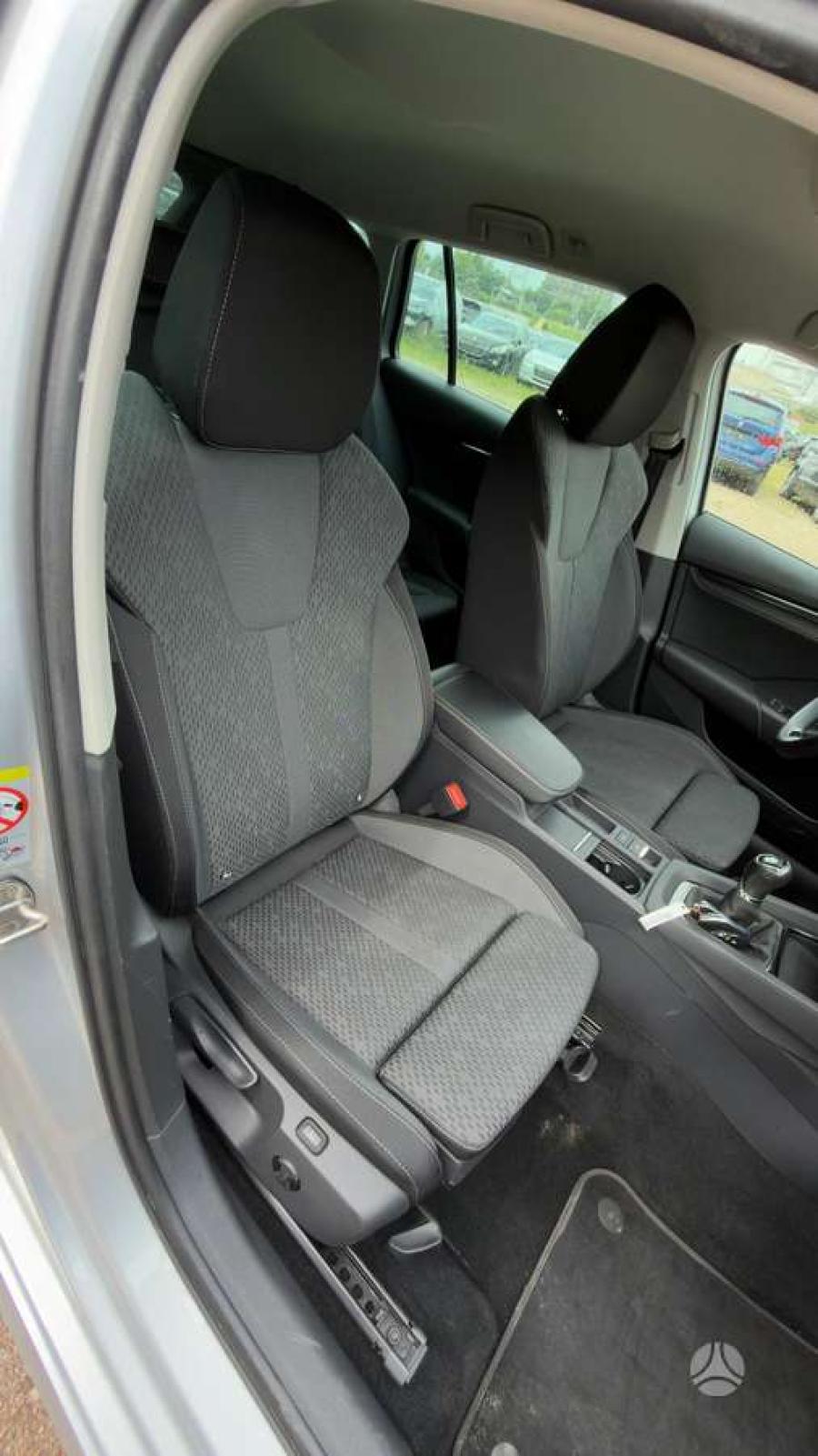 Grey Skoda Octavia 2021 in Kaunas, with an engine capacity of 1.97 L and mileage of 116 thousand km for 14702 €, photo 18 on AUTOMOTO.COM.LV