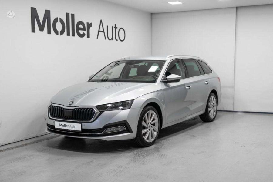Grey Skoda Octavia 2021 in Vilnius, with an engine capacity of 1.40 L and mileage of 141 thousand km for 18950 €, photo 1 on AUTOMOTO.COM.LV