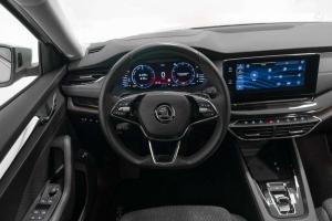 Grey Skoda Octavia 2021 in Vilnius, with an engine capacity of 1.40 L and mileage of 141 thousand km for 18950 €, photo 8 on AUTOMOTO.COM.LV