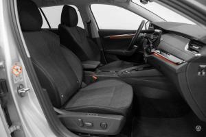 Grey Skoda Octavia 2021 in Vilnius, with an engine capacity of 1.40 L and mileage of 141 thousand km for 18950 €, photo 10 on AUTOMOTO.COM.LV