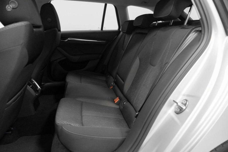 Grey Skoda Octavia 2021 in Vilnius, with an engine capacity of 1.40 L and mileage of 141 thousand km for 18950 €, photo 11 on AUTOMOTO.COM.LV