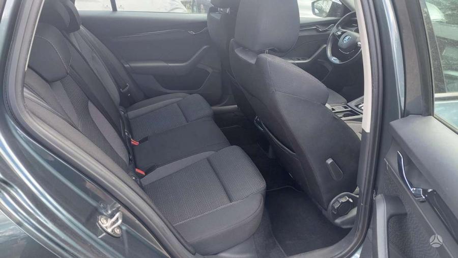Pelēks Skoda Octavia 2021 Viļņa, ar dzinēja tilpumu 1.50 L un nobraukumu 238 tūkst. km par 11800 €, foto 20 vietnē AUTOMOTO.COM.LV
