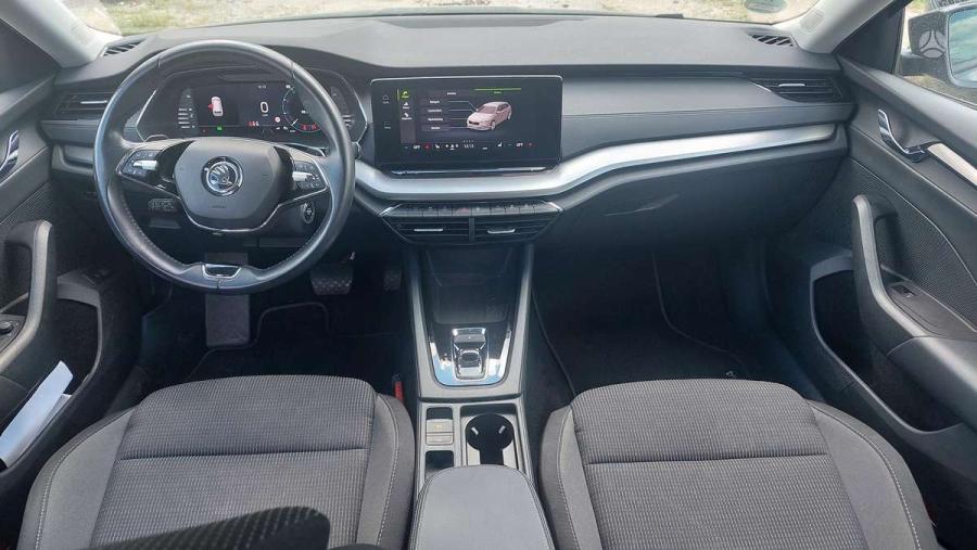 Grey Skoda Octavia 2021 in Vilnius, with an engine capacity of 1.50 L and mileage of 238 thousand km for 11800 €, photo 10 on AUTOMOTO.COM.LV