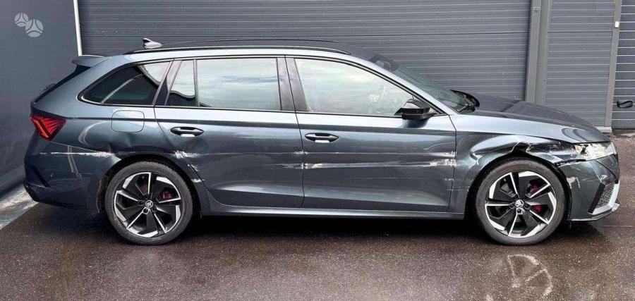 Grey Skoda Octavia 2021 in Vievis, with an engine capacity of 1.97 L and mileage of 116 thousand km for 13200 €, photo 7 on AUTOMOTO.COM.LV