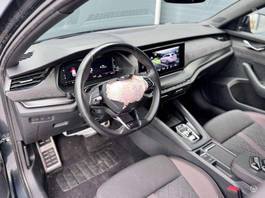 Grey Skoda Octavia 2021 in Vievis, with an engine capacity of 1.97 L and mileage of 116 thousand km for 13200 €, photo 9 on AUTOMOTO.COM.LV