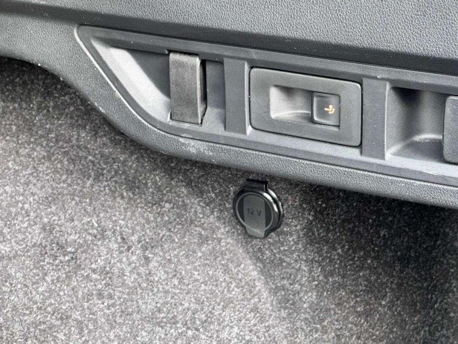 Grey Skoda Octavia 2021 in Vievis, with an engine capacity of 1.97 L and mileage of 116 thousand km for 13200 €, photo 27 on AUTOMOTO.COM.LV