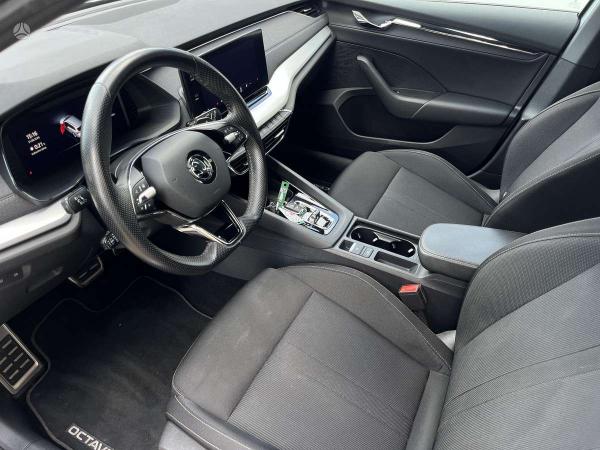 Grey Skoda Octavia 2021 in Vilnius, with an engine capacity of 1.97 L and mileage of 172 thousand km for 13915 €, photo 9 on AUTOMOTO.COM.LV