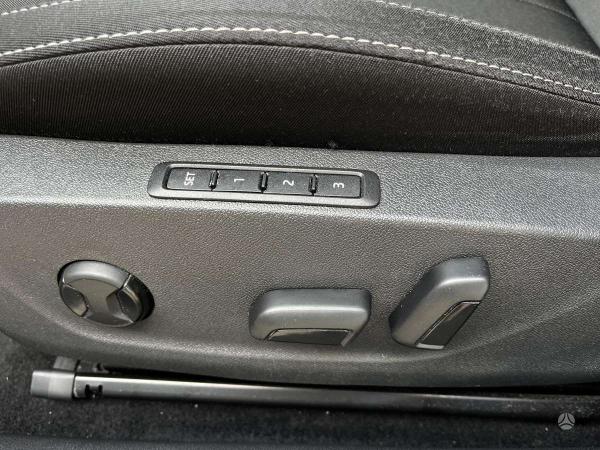 Grey Skoda Octavia 2021 in Vilnius, with an engine capacity of 1.97 L and mileage of 172 thousand km for 13915 €, photo 10 on AUTOMOTO.COM.LV