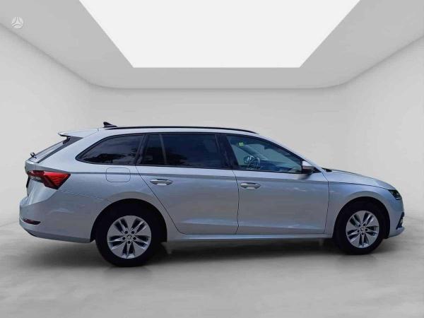 Grey Skoda Octavia 2021 in Vilnius, with an engine capacity of 2.00 L and mileage of 208 thousand km for 15990 €, photo 7 on AUTOMOTO.COM.LV