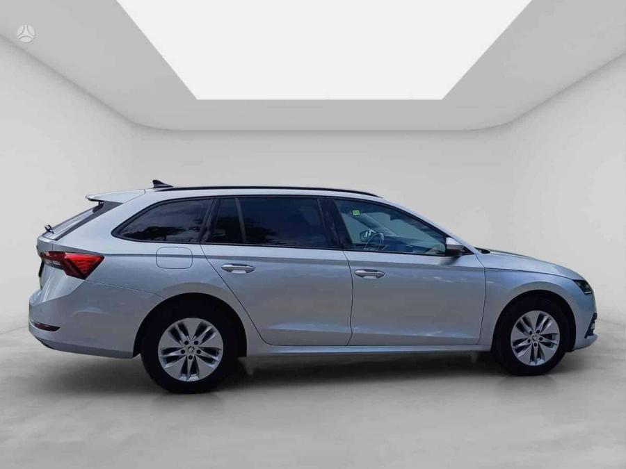 Grey Skoda Octavia 2021 in Vilnius, with an engine capacity of 2.00 L and mileage of 208 thousand km for 15990 €, photo 7 on AUTOMOTO.COM.LV