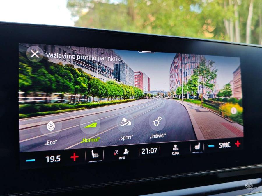 Pelēks Skoda Octavia 2021 Klaipėda, ar dzinēja tilpumu 2.00 L un nobraukumu 260 tūkst. km par 14950 €, foto 51 vietnē AUTOMOTO.COM.LV