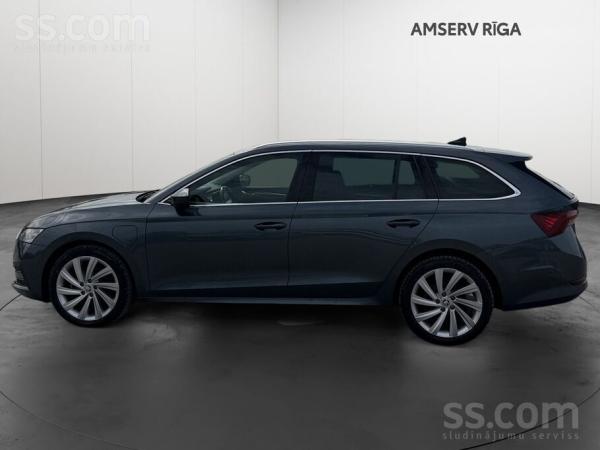 Grey Skoda Octavia 2021 in Riga, with an engine capacity of 1.40 L and mileage of 119 thousand km for 18700 €, photo 4 on AUTOMOTO.COM.LV