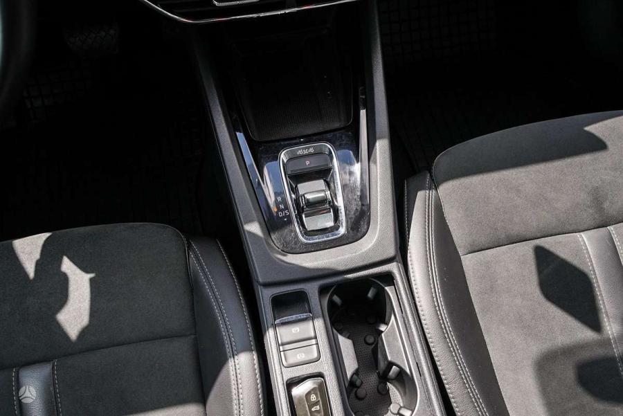 Pelēks Skoda Octavia 2021 Marijampole, ar dzinēja tilpumu 0.00 L un nobraukumu 300 tūkst. km par 12250 €, foto 24 vietnē AUTOMOTO.COM.LV
