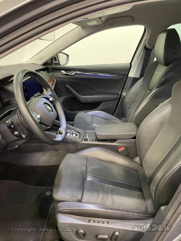 Grey Skoda Octavia 2022 in Tallinn, with an engine capacity of 2.00 L and mileage of 159 thousand km for 21990 €, photo 6 on AUTOMOTO.COM.LV