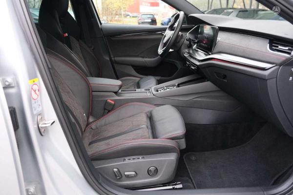 Grey Skoda Octavia 2022 in Vilnius, with an engine capacity of 1.98 L and mileage of 181 thousand km for 25400 €, photo 11 on AUTOMOTO.COM.LV