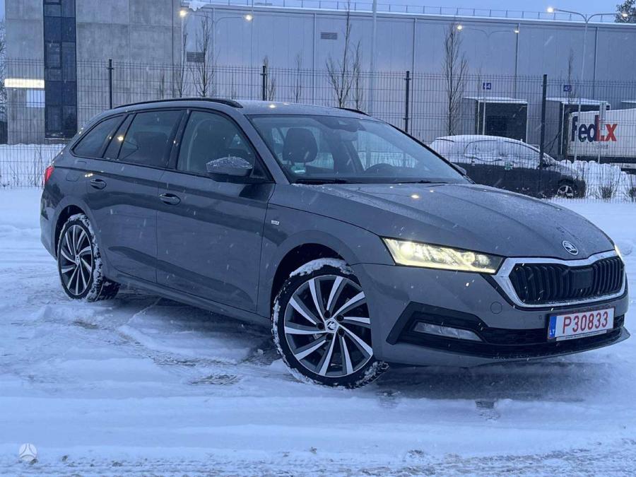 Grey Skoda Octavia 2022 in Vilnius, with an engine capacity of 1.97 L and mileage of 200 thousand km for 15972 €, photo 1 on AUTOMOTO.COM.LV