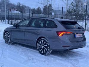 Grey Skoda Octavia 2022 in Vilnius, with an engine capacity of 1.97 L and mileage of 200 thousand km for 15972 €, photo 2 on AUTOMOTO.COM.LV