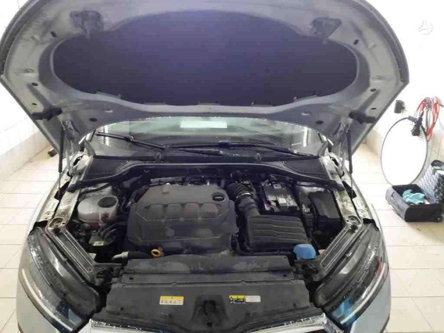 Grey Skoda Octavia 2022 in Vilnius, with an engine capacity of 1.97 L and mileage of 180 thousand km for 14850 €, photo 9 on AUTOMOTO.COM.LV