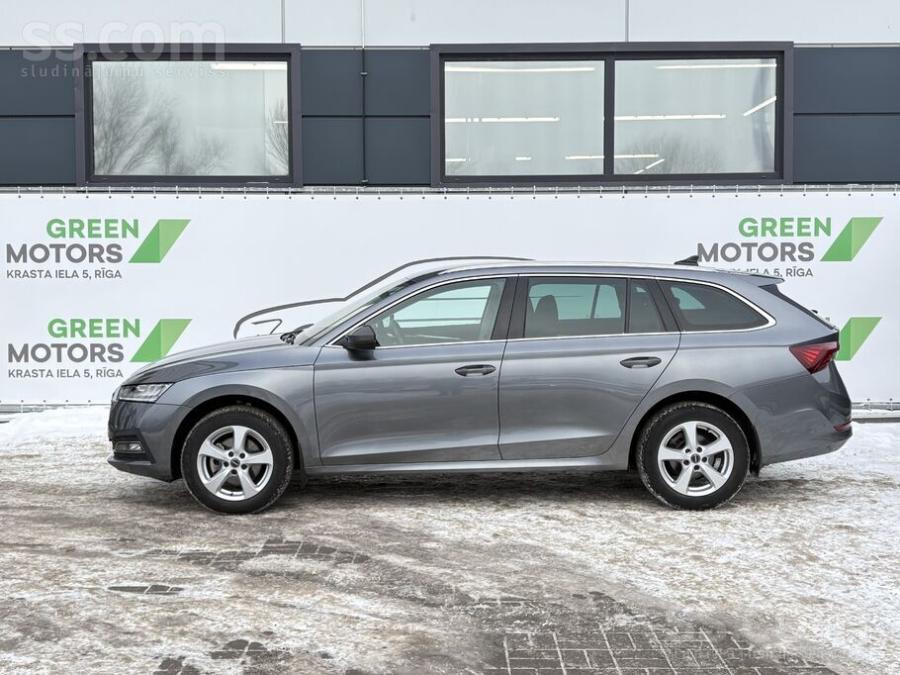 Grey Skoda Octavia 2022 in Riga, with an engine capacity of 1.50 L and mileage of 45 thousand km for 21900 €, photo 6 on AUTOMOTO.COM.LV