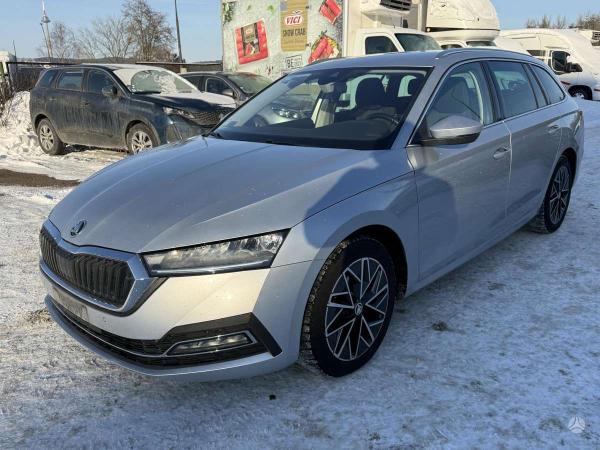 Grey Skoda Octavia 2022 in Vilnius, with an engine capacity of 1.97 L and mileage of 200 thousand km for 14800 €, photo 1 on AUTOMOTO.COM.LV