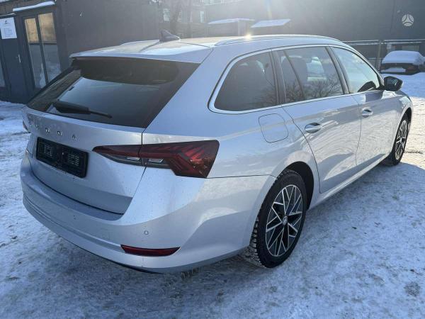 Grey Skoda Octavia 2022 in Vilnius, with an engine capacity of 1.97 L and mileage of 200 thousand km for 14800 €, photo 3 on AUTOMOTO.COM.LV
