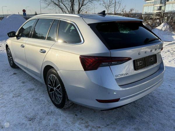 Grey Skoda Octavia 2022 in Vilnius, with an engine capacity of 1.97 L and mileage of 200 thousand km for 14800 €, photo 4 on AUTOMOTO.COM.LV