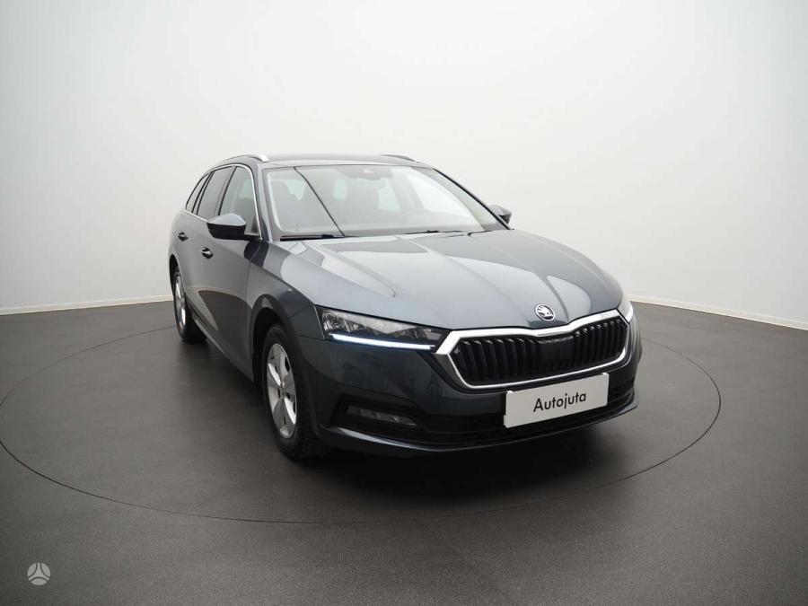 Grey Skoda Octavia 2022 in Vilnius, with an engine capacity of 1.97 L and mileage of 123 thousand km for 17700 €, photo 3 on AUTOMOTO.COM.LV