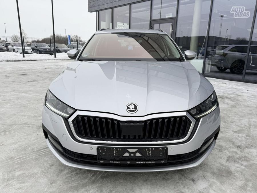 Pelēks Skoda Octavia 2022 Kauņa, ar dzinēja tilpumu 1.50 L un nobraukumu 196 tūkst. km par 14400 €, foto 2 vietnē AUTOMOTO.COM.LV