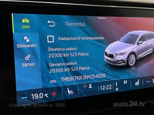 Pelēks Skoda Octavia 2022 Tallina, ar dzinēja tilpumu 1.50 L un nobraukumu 68 tūkst. km par 19900 €, foto 14 vietnē AUTOMOTO.COM.LV