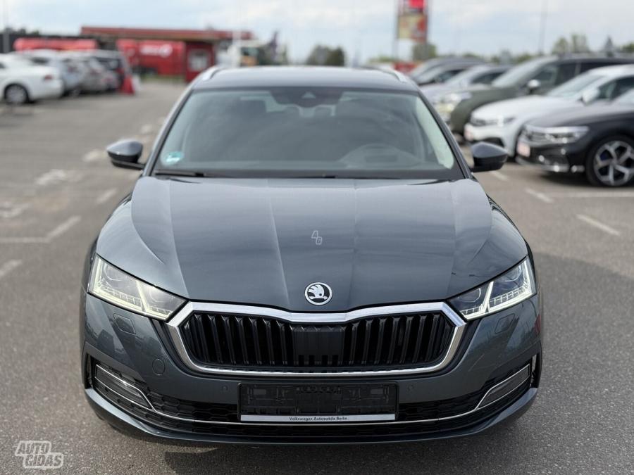 Grey Skoda Octavia 2022 in Vilnius, with an engine capacity of 1.50 L and mileage of 200 thousand km for 13999 €, photo 5 on AUTOMOTO.COM.LV