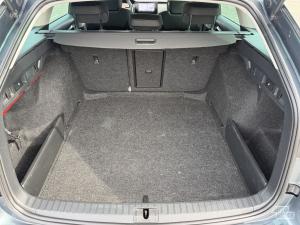 Grey Skoda Octavia 2022 in Vilnius, with an engine capacity of 1.50 L and mileage of 200 thousand km for 13999 €, photo 16 on AUTOMOTO.COM.LV