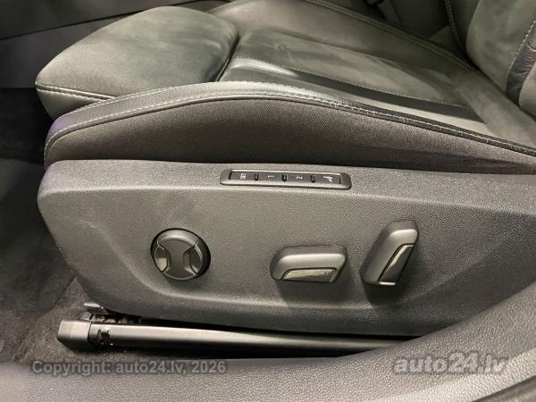 Pelēks Skoda Octavia 2022 Tallina, ar dzinēja tilpumu 2.00 L un nobraukumu 137 tūkst. km par 24990 €, foto 9 vietnē AUTOMOTO.COM.LV