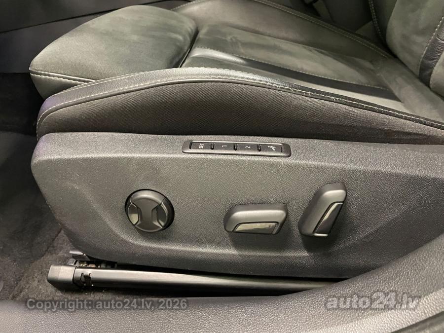 Pelēks Skoda Octavia 2022 Tallina, ar dzinēja tilpumu 2.00 L un nobraukumu 137 tūkst. km par 24990 €, foto 10 vietnē AUTOMOTO.COM.LV
