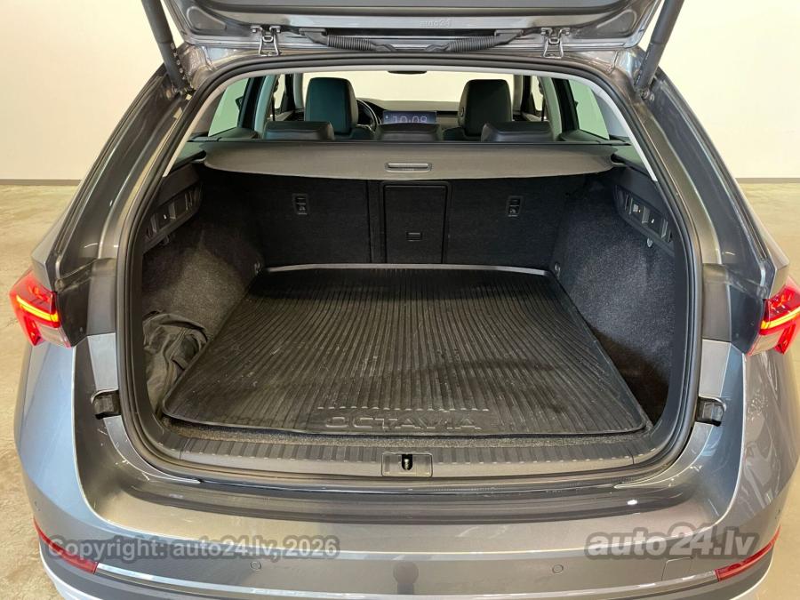 Pelēks Skoda Octavia 2022 Tallina, ar dzinēja tilpumu 2.00 L un nobraukumu 137 tūkst. km par 24990 €, foto 20 vietnē AUTOMOTO.COM.LV