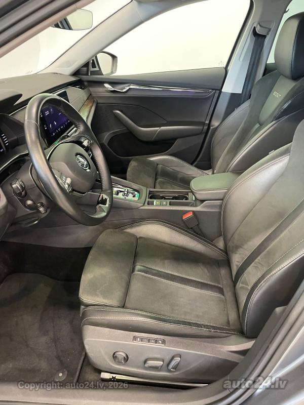 Pelēks Skoda Octavia 2022 Tallina, ar dzinēja tilpumu 2.00 L un nobraukumu 172 tūkst. km par 21990 €, foto 6 vietnē AUTOMOTO.COM.LV