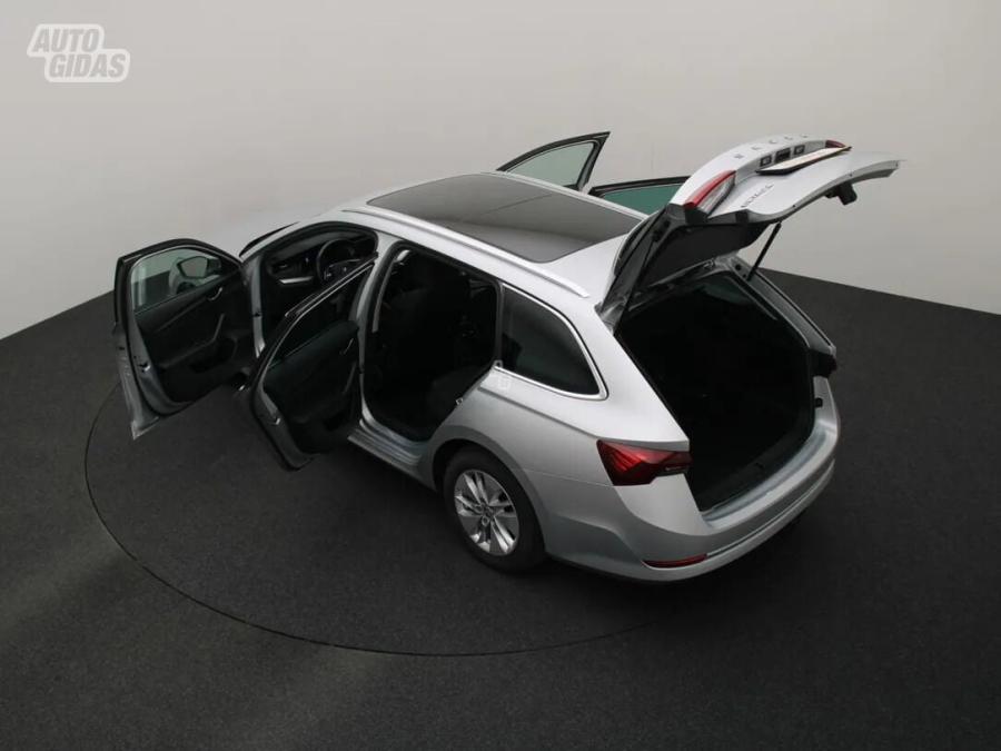 Grey Skoda Octavia 2022 in Vilnius, with an engine capacity of 2.00 L and mileage of 170 thousand km for 17199 €, photo 14 on AUTOMOTO.COM.LV