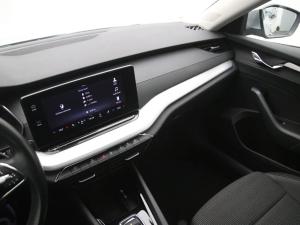 Grey Skoda Octavia 2022 in Vilnius, with an engine capacity of 2.00 L and mileage of 170 thousand km for 17199 €, photo 22 on AUTOMOTO.COM.LV